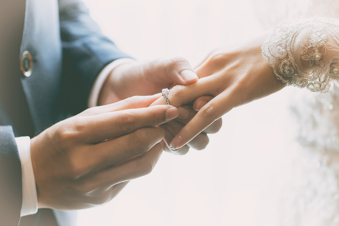 How to Find the Right Wedding Ring: Tips from Matthews Jewelers